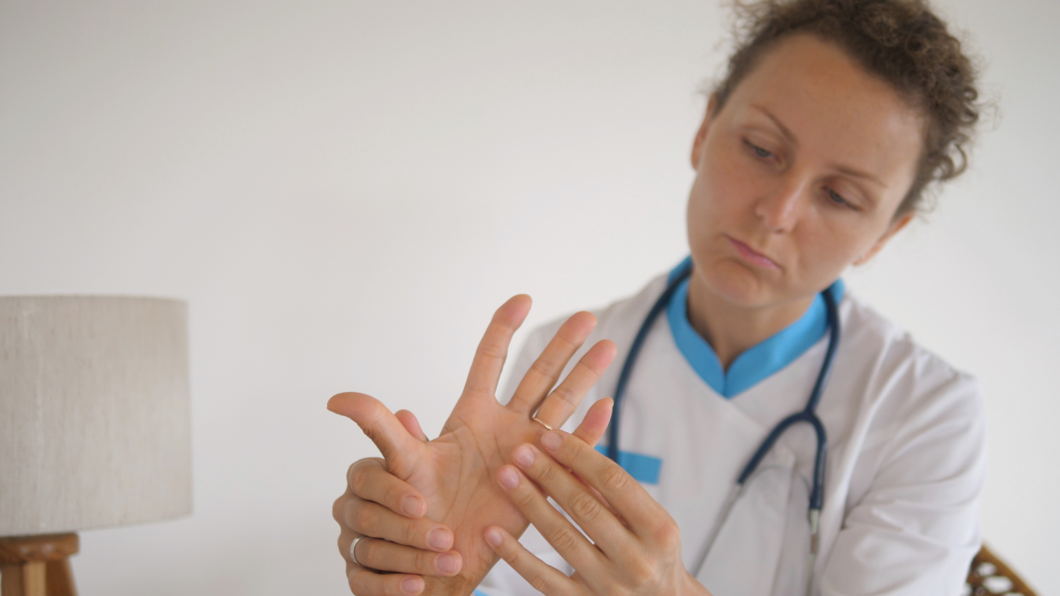 How Successful Is Hand Surgery for Arthritis? - The Nerve Surgery Centre
